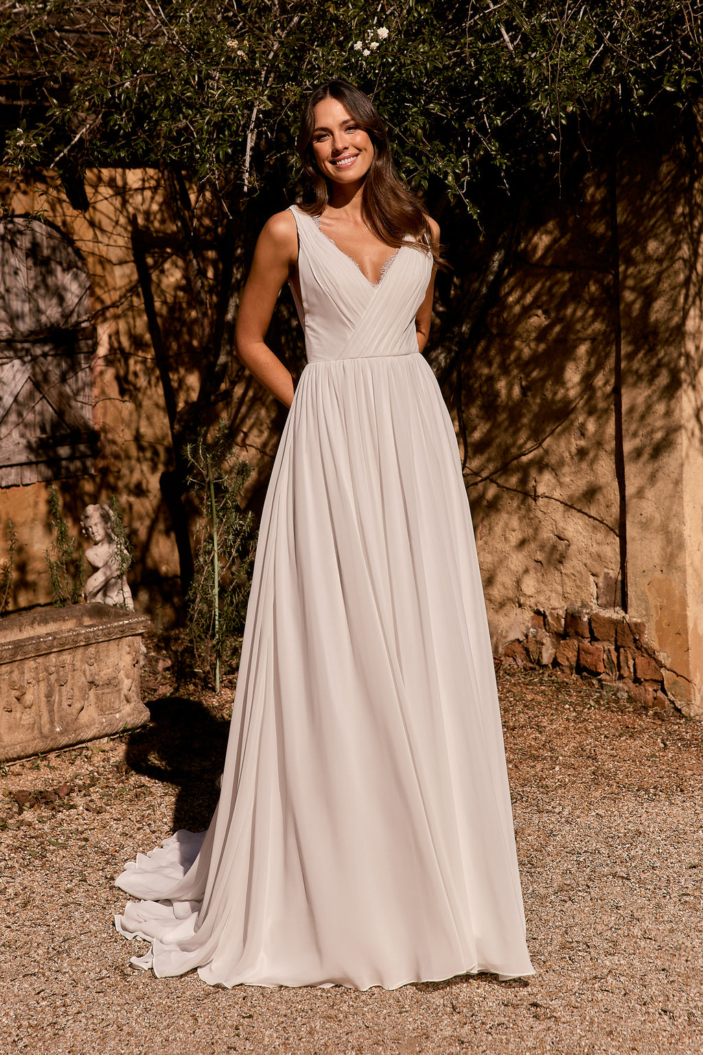Moira Wedding Dress – Tania Olsen Designs
